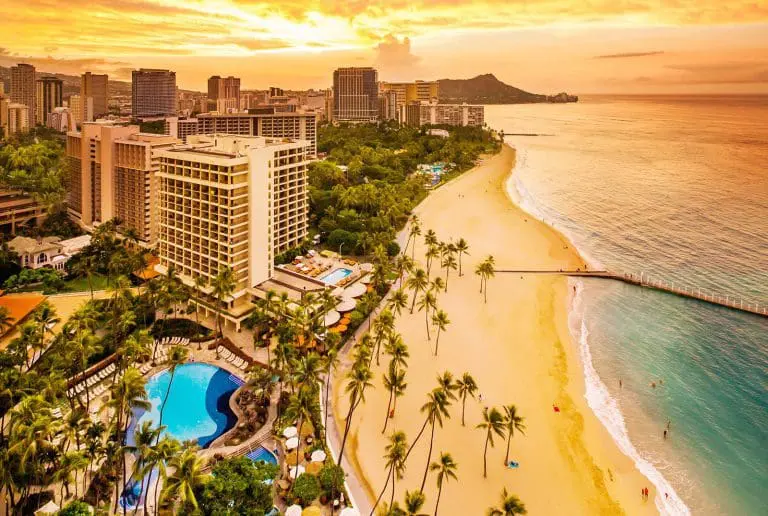 The Ali'i a Beachfront Boutique Hotel Experience - Hilton Hawaiian Village