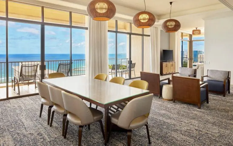 Resort Activities Calendar - Hilton Hawaiian Village